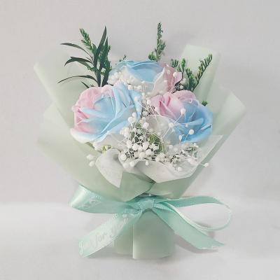 China Seife Blume rote Rose Blumenstrauß für Freundin am Qixi Valentinstag Geburtstag Geschenk Auto Blumenstrauß zu verkaufen