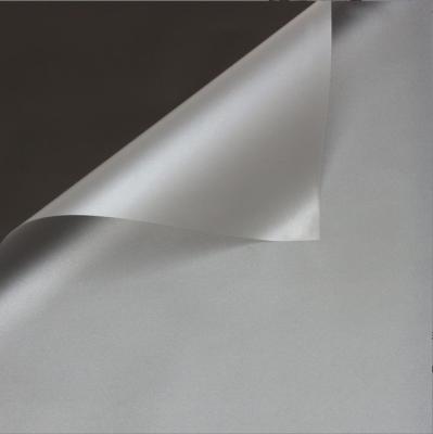China Roland cream paper, fresh flower packaging, cellophane, waterproof gift package, flower paper, flower shop flower packaging paper material for sale