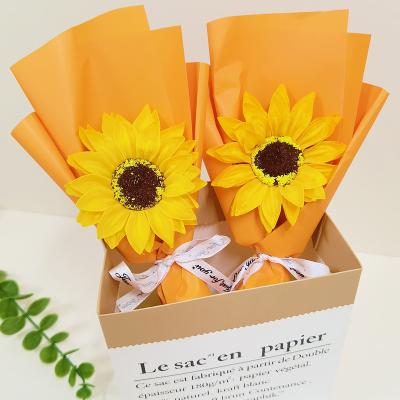 中国 卒業シーズンのシミュレーション 花 紫陽花 花束 ミニ 完成した紫陽花 ローズ 石けん 花 記念品 販売のため