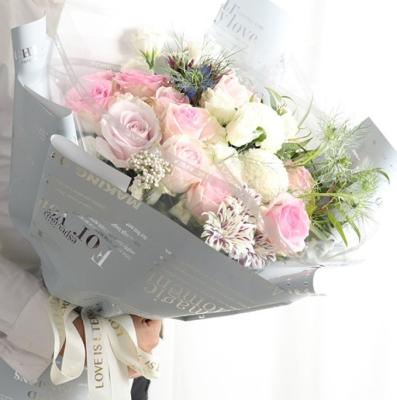 China Engels cellophane verdikt met 5,8 draden volledig transparant cellophane bloemenverpakkingspapier, bloemenwinkel bloemenkunstmaterialen Te koop
