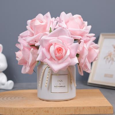 China High end simulation flower with moisturizing and hydrating rose bouquet, with a 5-head curled edge, decorated with fake flowers for weddings for sale