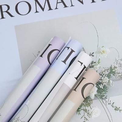 Cina Carta di avvolgimento per fiori a prova d'acqua di vita romantica di design minimalista in vendita