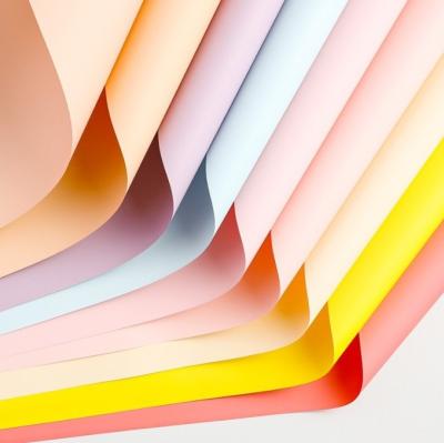 Cina Colore massello a doppio lato spessito non traslucido perlace in stile coreano primo amore fiore carta da imballaggio regalo mazzo materiale di imballaggio in vendita