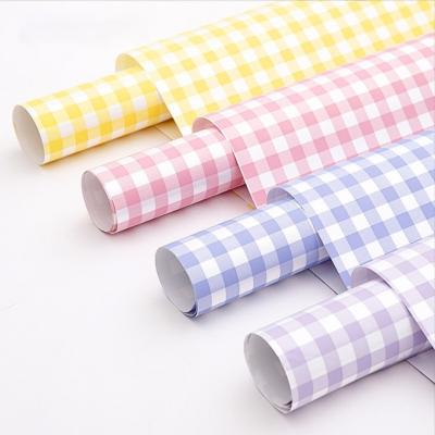 China Flower bouquet wrapping paper, waterproof Ouya paper checkered, summer checkered flower art packaging material, flower shop flower wrapping gift paper for sale