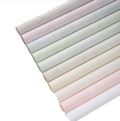 Cina Carta floreale impermeabile goffrata Serie Crema, carta da imballaggio floreale, carta Kafen, carta per avvolgere bouquet in vendita