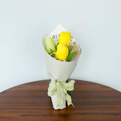Cina Fabbricazione di prodotti finiti a base di fiori di tulipano, piccoli bouquet, souvenir, Giornata della donna, regalo per la festa della mamma, prodotti finiti a base di fiori di tulipano, transfrontalieri in vendita