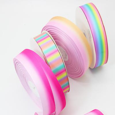 China Gradient Rainbow Ribbed Ribbon Transferência de calor Impressão DIY Bow Headband Caixa de presente Embalagem Material auxiliar Faixa para acessórios de cabelo à venda