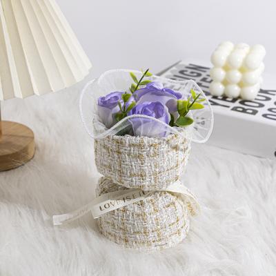 China A mini French-style rose soap bouquet for Valentine's Day on May 20th, a birthday gift and souvenir for your boyfriend and girlfriend for sale
