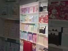 Factory of Flower Wrapping Paper and Party Supplies of Hunan Famous Trading Co., Ltd.