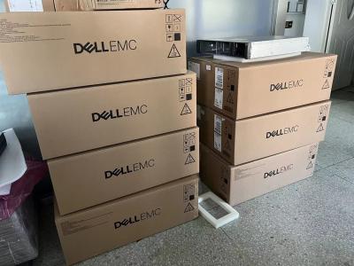 Cina EMC Powerstore 1.92TB NVME 005053076 005053077 005052919 005052920 005053702 005053703 in vendita