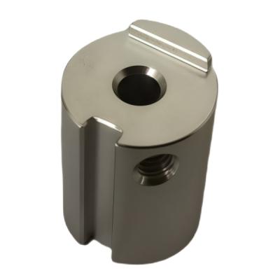 China CNC-bewerkingsdiensten voor metalen onderdelen voor kritieke assemblages Te koop