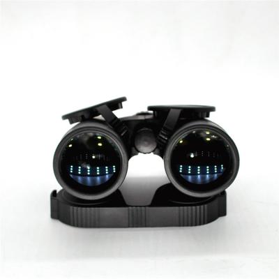 China Centro que se enfoca cazando el telescopio binocular, prismáticos de la prisma de tejado 10x42 en venta