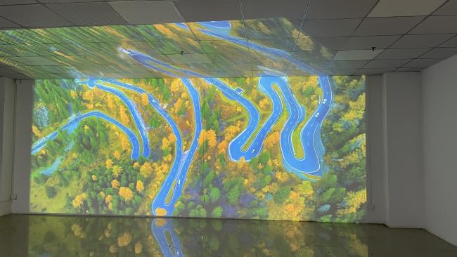 SMX MX-VL780U projector in large venue setting