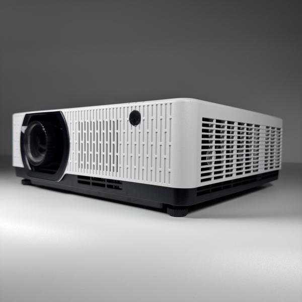 Quality 7800 Lumen 3LCD Laser Projector Professional Installation Projector for sale