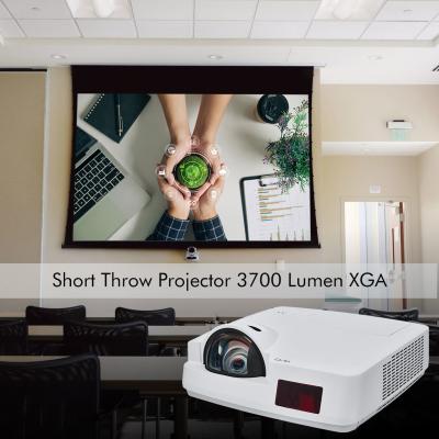 China Bright 3700 Lumens Short Throw Projector with 3LCD Technology for Classrooms and Meetings for sale