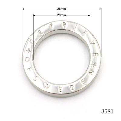 China Zinc Alloy 20mm  Flat Square Metal O ring with engraving logo for sale
