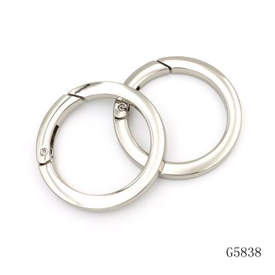 China 50mm Outer 38mm Inner Polished Alloy Large Spring O Ring Clasp for Handbag Hardware for sale