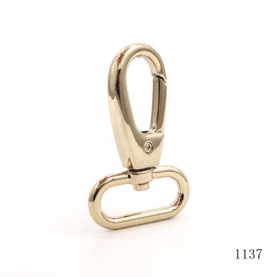 China 27mm Gold Snap Hook Swivel Bag Snap Hook For Handbag Hardware Accessories for sale