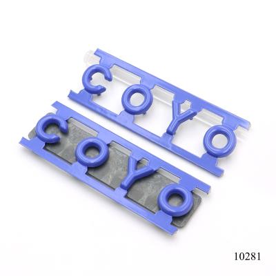 China Custom Small Metal Letter Logo Zinc Alloy Die Cast Bag Metal Accessories for sale