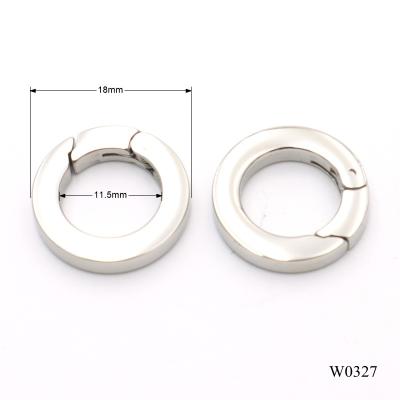 China 11.5mm Flat Round Shape Stainless Steel Spring Ring Round Carabiner  Accessories for sale
