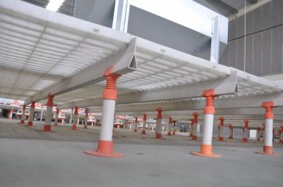 Cina Coltivando capra a stecche di plastica 200kgs che pavimenta pollame 500mm in vendita