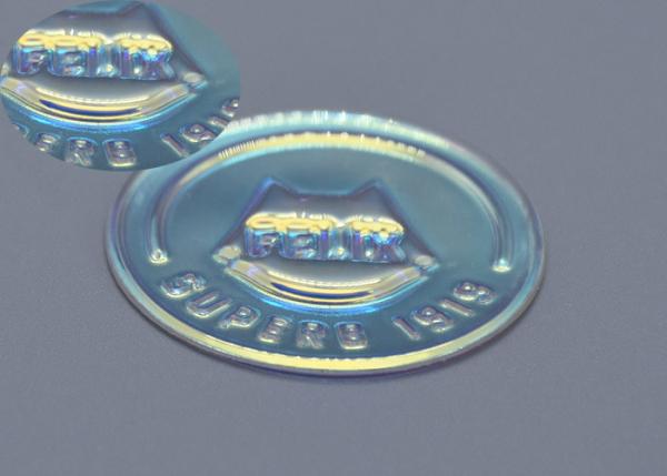 투명한 무지개 의류 패치 관습은 3D 로고 PVC 필름 재료를 엠보싱 처리했습니다