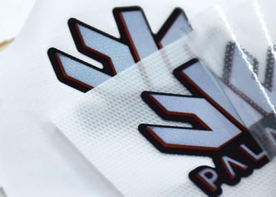 Cina L'indumento di gomma luminoso rattoppa l'etichetta del trasferimento di calore del silicone 3D per Ski Suit in vendita