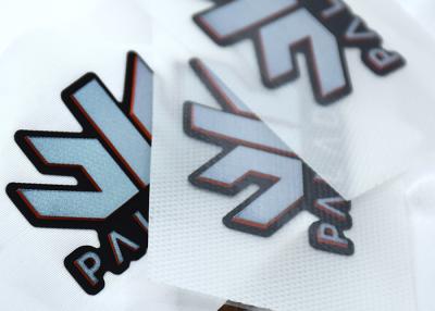 Cina L'indumento di gomma luminoso rattoppa l'etichetta del trasferimento di calore del silicone 3D per Ski Suit in vendita