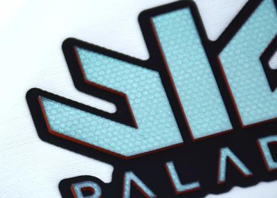 Cina L'indumento di gomma luminoso rattoppa l'etichetta del trasferimento di calore del silicone 3D per Ski Suit in vendita