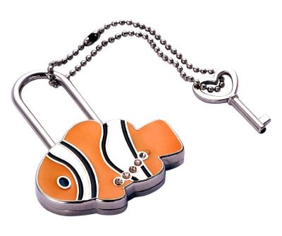 China Chave de chave de metal personalizada para campanhas de lembranças logotipo cheio de óleo à venda