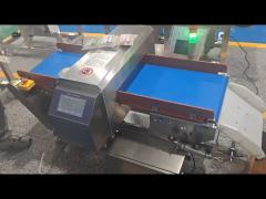 Convogliatore Industrial Food Grade Metal Detector Safety Customized OEM Metal Detector Sensitiveness Industria alimentare