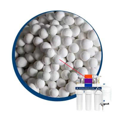 China Food Grade Calcium Sulfite Ceramic Ball Dechlorine Chlorine Remover Ball For Water Treatment for sale