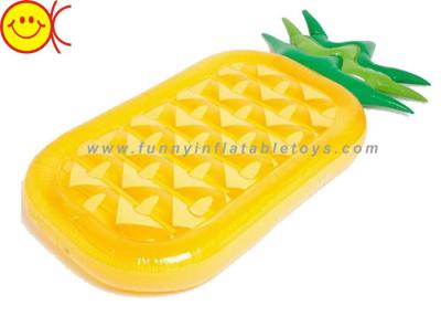 Cina L'acqua di nuotata dell'estate trasporta l'attrezzatura con una zattera gonfiabile del parco dell'acqua dell'ananas in vendita
