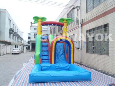 中国 おかしいのための小さいプールが付いている魅力的な住宅の膨脹可能な水スライド 販売のため