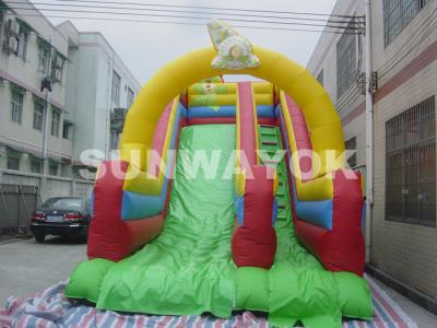 Cina Affittando doppi gonfiabili commerciali asciugano lo scorrevole con l'arco di esplosione per i bambini in vendita
