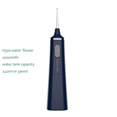 Cina Acqua portatile ricaricabile Flosser Irrigator orale dentario senza cordone di 240ML 300ML in vendita