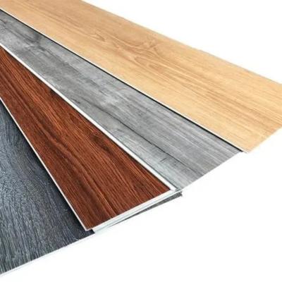 Cina Unilin bloccaggio clic LVT pavimento impermeabile resistente all'usura antiscivolo per il commercio in vendita
