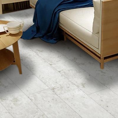 中国 SPCビニール床板 防水ユニリン クリック LVT 耐磨層 0.3mm/0.5mm/0.7mm 販売のため