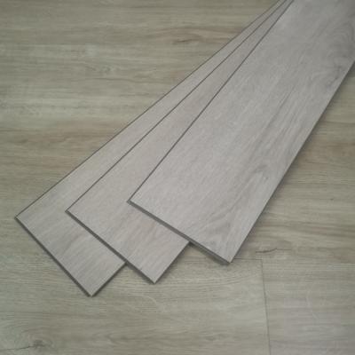 Cina Pavimenti SPC impermeabili Antislip resistenti all'usura Installazione clic per una pulizia facile in vendita