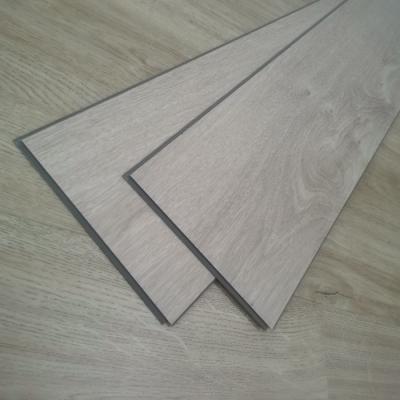 Cina Pavimenti SPC impermeabili Antislip resistenti all'usura Installazione clic per una pulizia facile in vendita