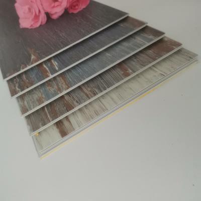 Cina Pavimenti in vinile da 7' x 48' con piastrelle SPC con disegno in legno Unilin Click e caratteristica impermeabile in vendita