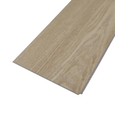Cina Pavimenti in legno da 6 mm SPC Click Vinyl Plank con texture in rilievo e sottopiani in vendita