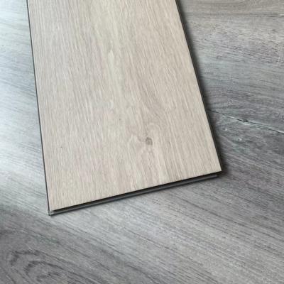 Cina Unilin Click System Modem Piastrelle in PVC Pavimento Legno Pavimento in vinile SPC Interlocking Plank in vendita