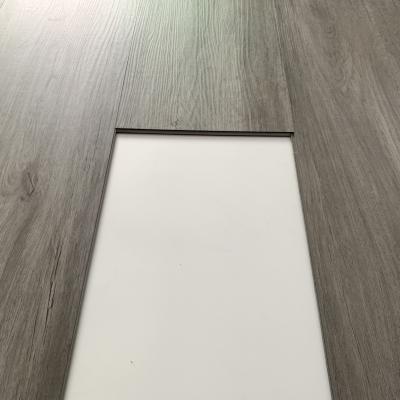 Cina Unilin Click System Modem Piastrelle in PVC Pavimento Legno Pavimento in vinile SPC Interlocking Plank in vendita