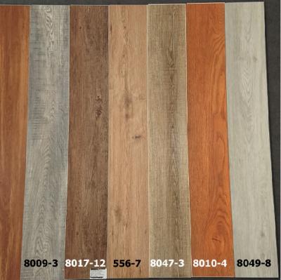 Cina Unilin/Valinge Click Flooring Installation Interlocking Wood Planks in moderno design in vendita