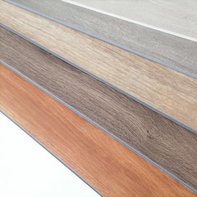 Cina Colore personalizzato 100% impermeabile SPC click interlocking PVC Vinyl Plank LVT pavimenti in vendita