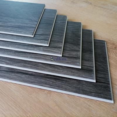 Cina Colore personalizzato SPC pavimenti nero vinile legno piastra impermeabile clic 4mm 5mm 6mm in vendita