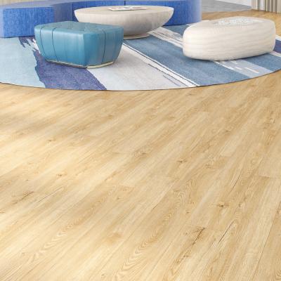 Cina Migliora l'aspetto del tuo hotel con i pavimenti in PVC LVP SPC da 4 mm di Alibaba e l'imbottitura IXPE in vendita