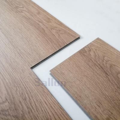 Cina Unilin Click Lock Installazione 2-8mm Spessore Zero Formaldeide SPC pavimenti piastrelle in vendita