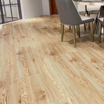 Cina Trasforma il tuo spazio con click SPC pavimenti e 0.55mm Wear strato di acero legno rivestimento in vendita